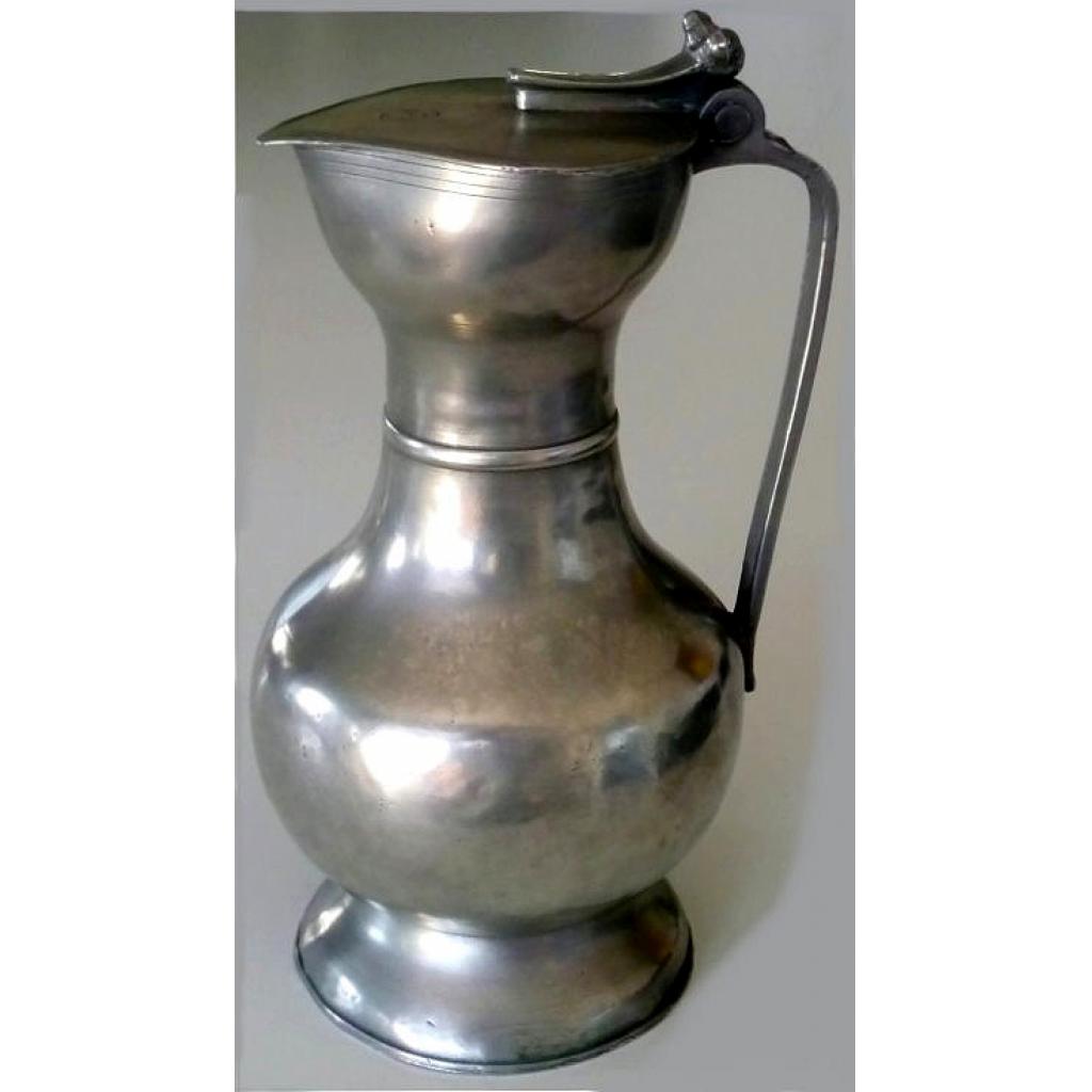 Swiss pewter vertical seamed flagon from Wallis canton c1750 ...